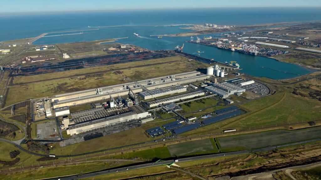 Ombrière TSE et Aluminium Dunkerque : au solaire, l’alu devient vert ...